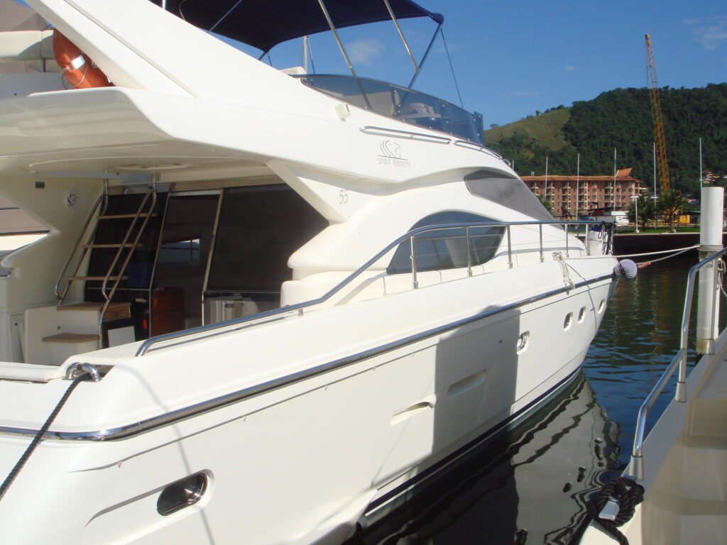 55 FERRETTI 55 - Elo Náutico Yachts
